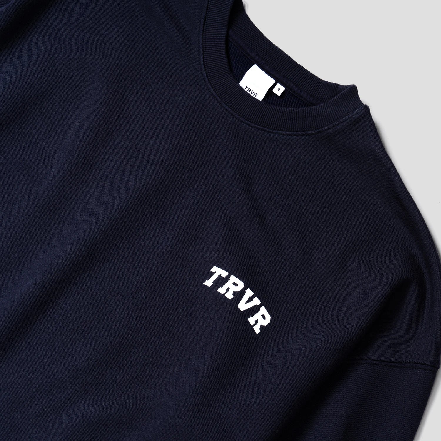 Sweatshirts F-Graphic Navy – TRVR