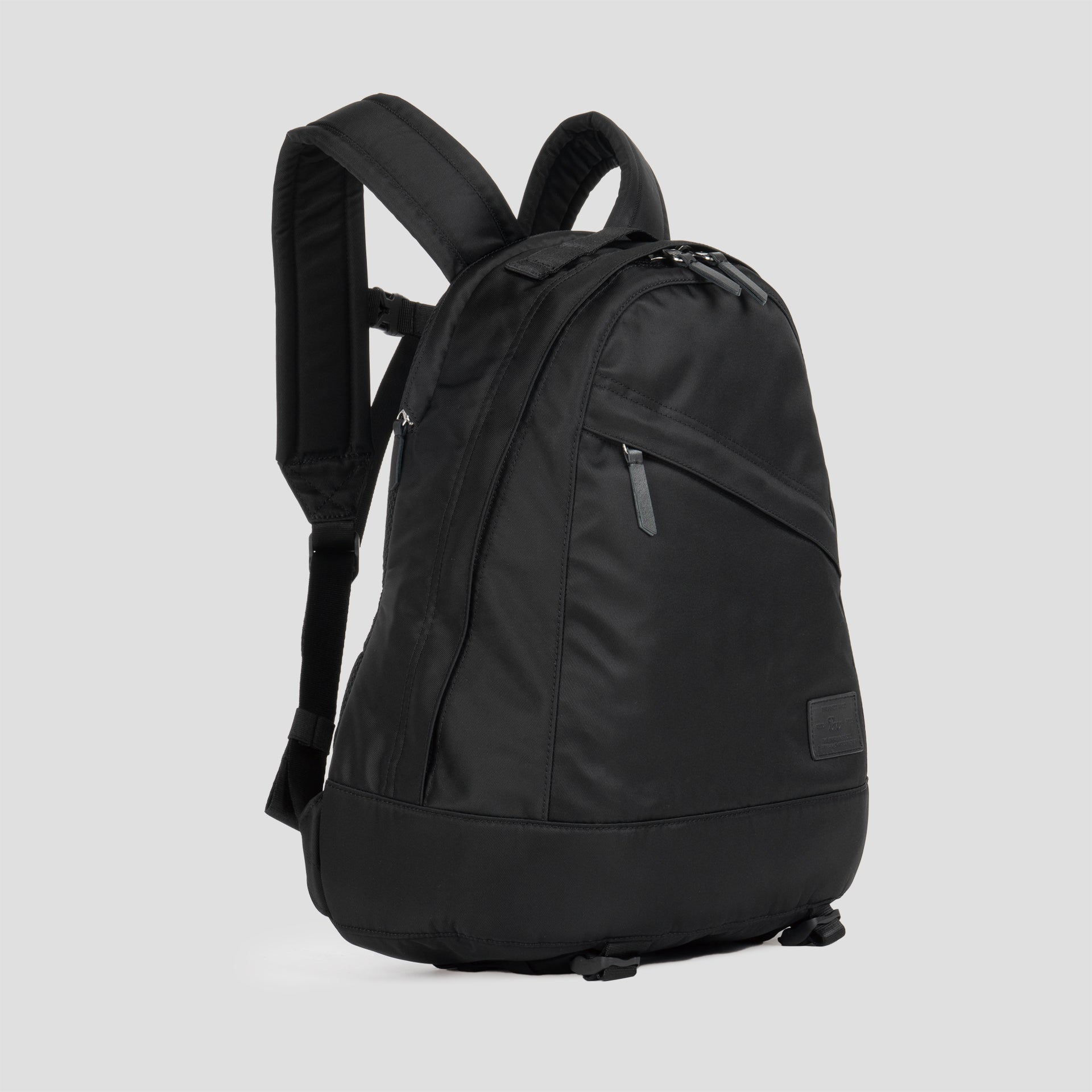 BAG – TRVR